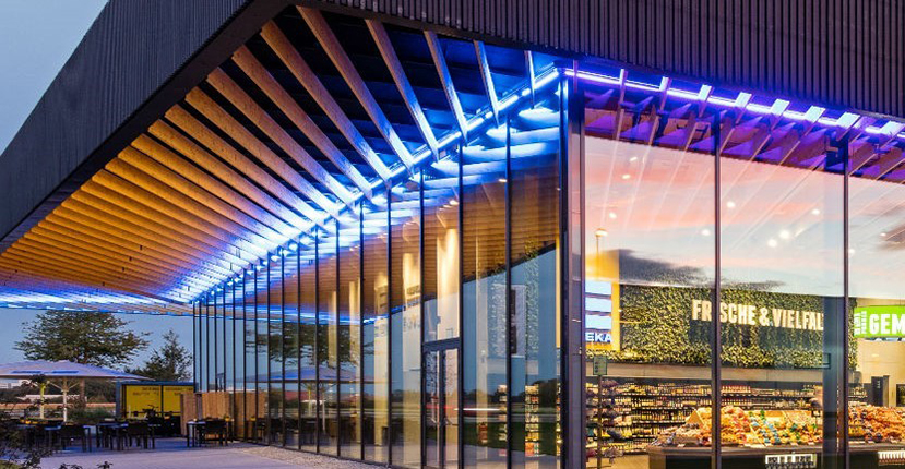 Interact Lighting - Connected Lighting: E-Center Gaimersheim